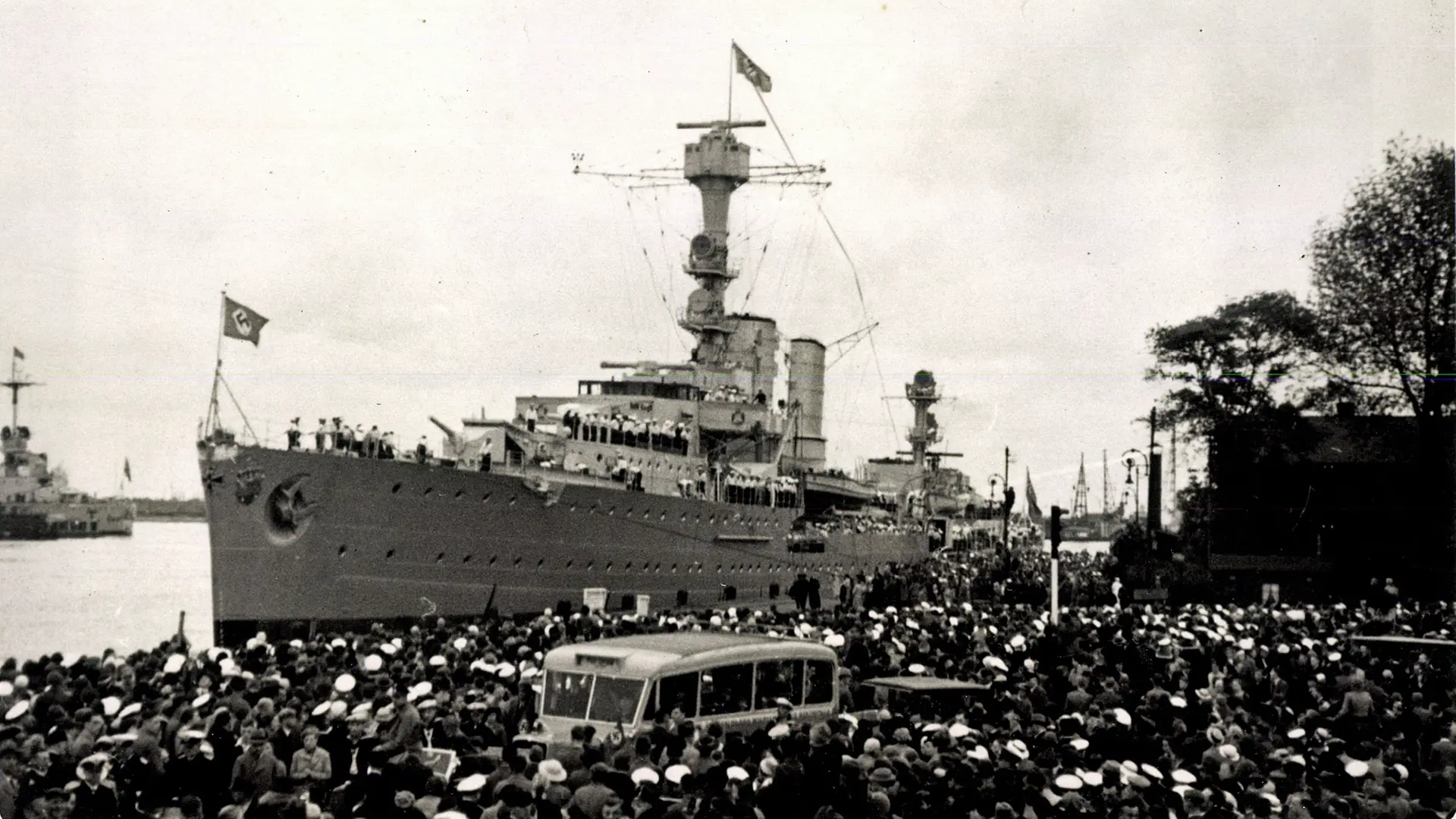 Der Kreuzer "Emden": Große Begeisterung für ein Schiff | ndr.de