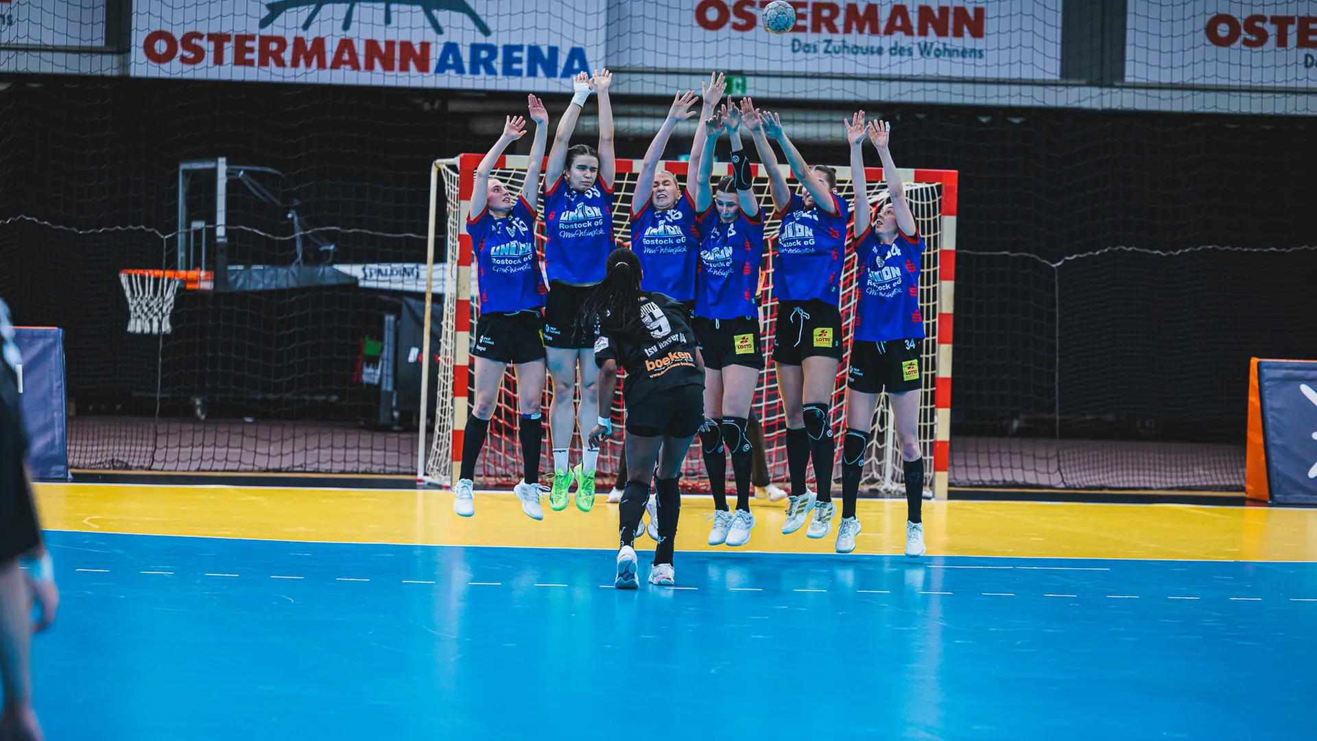 Knapper Auswärtssieg: Rostock Dolphins behaupten sich in Leverkusen ...