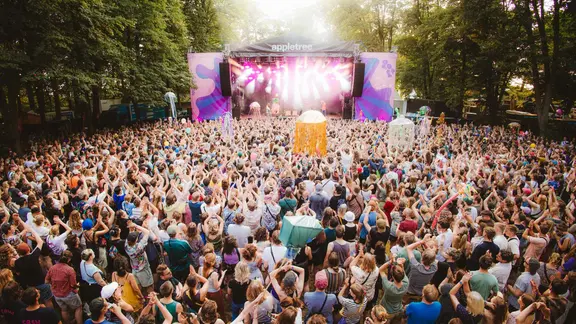 Deichbrand Festival 2025: Diese Bands erwarten die Festivalbesucher ...