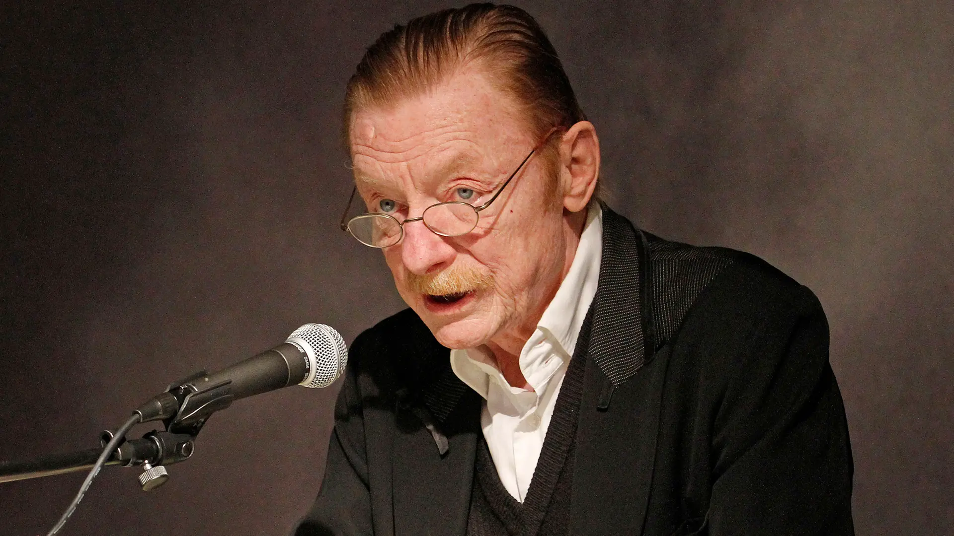 Otto Sander liest die Novelle "Luischen" von Thomas Mann | ndr.de