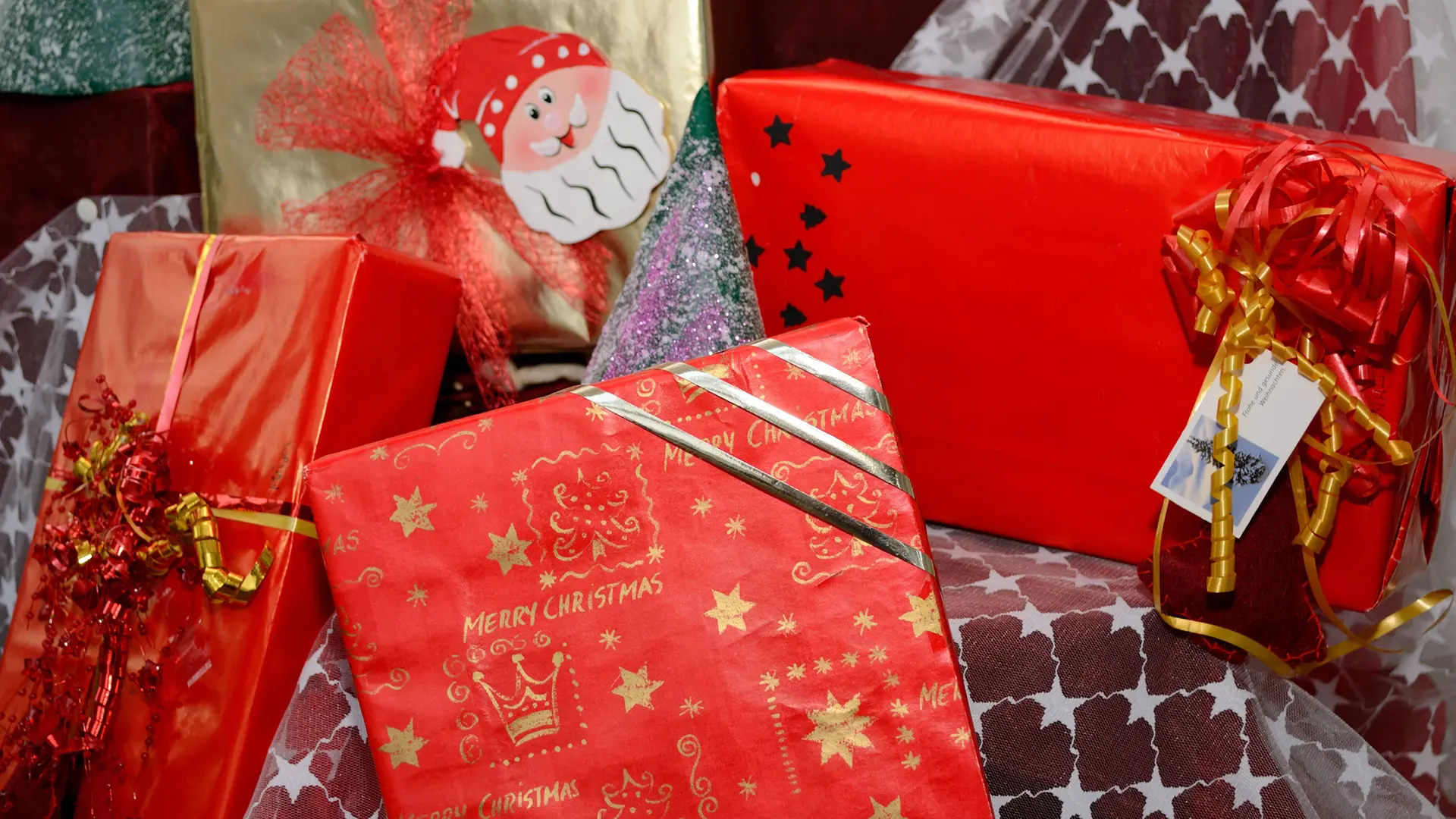 Wunschbaum gegen Einsamkeit: Geschenke für Senioren | ndr.de