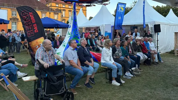 Studioführungen und Live-Sendungen: Der NDR beim Tag der Niedersachsen ...