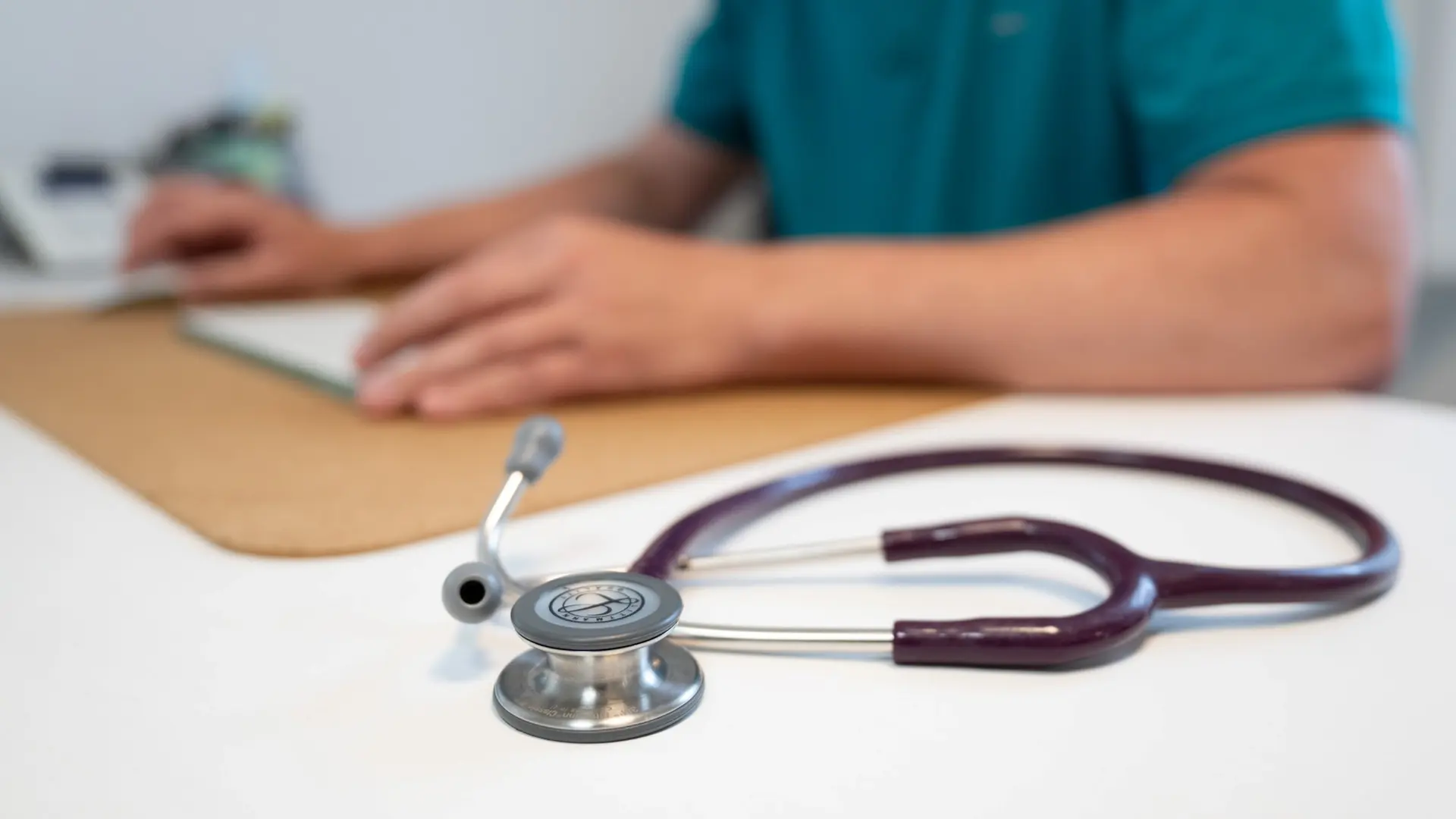 Ärztliche Versorgung: Genügend Hausärzte - zu wenige Dermatologen | ndr.de