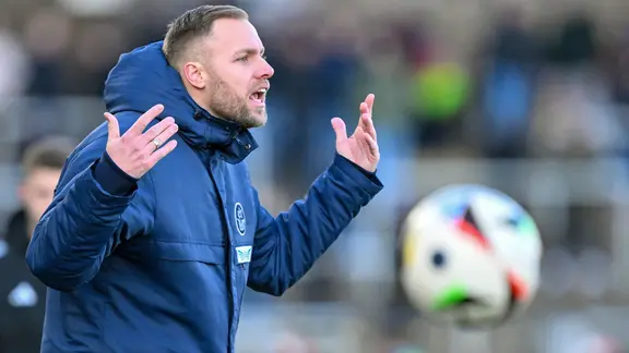 Weiter kein Termin für Hansa Rostocks Nachholspiel in Unterhaching | ndr.de