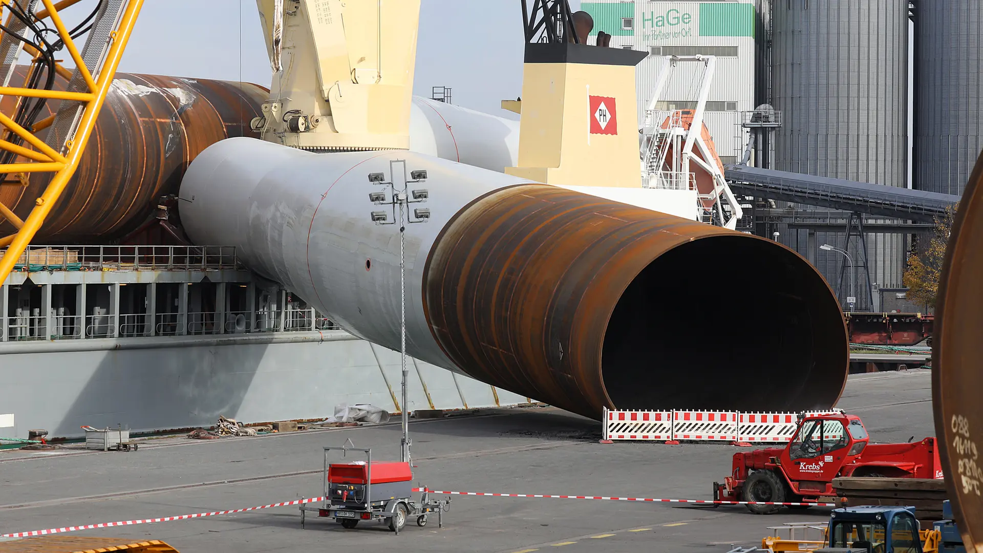 Rostock: Unfall im Hafen | ndr.de