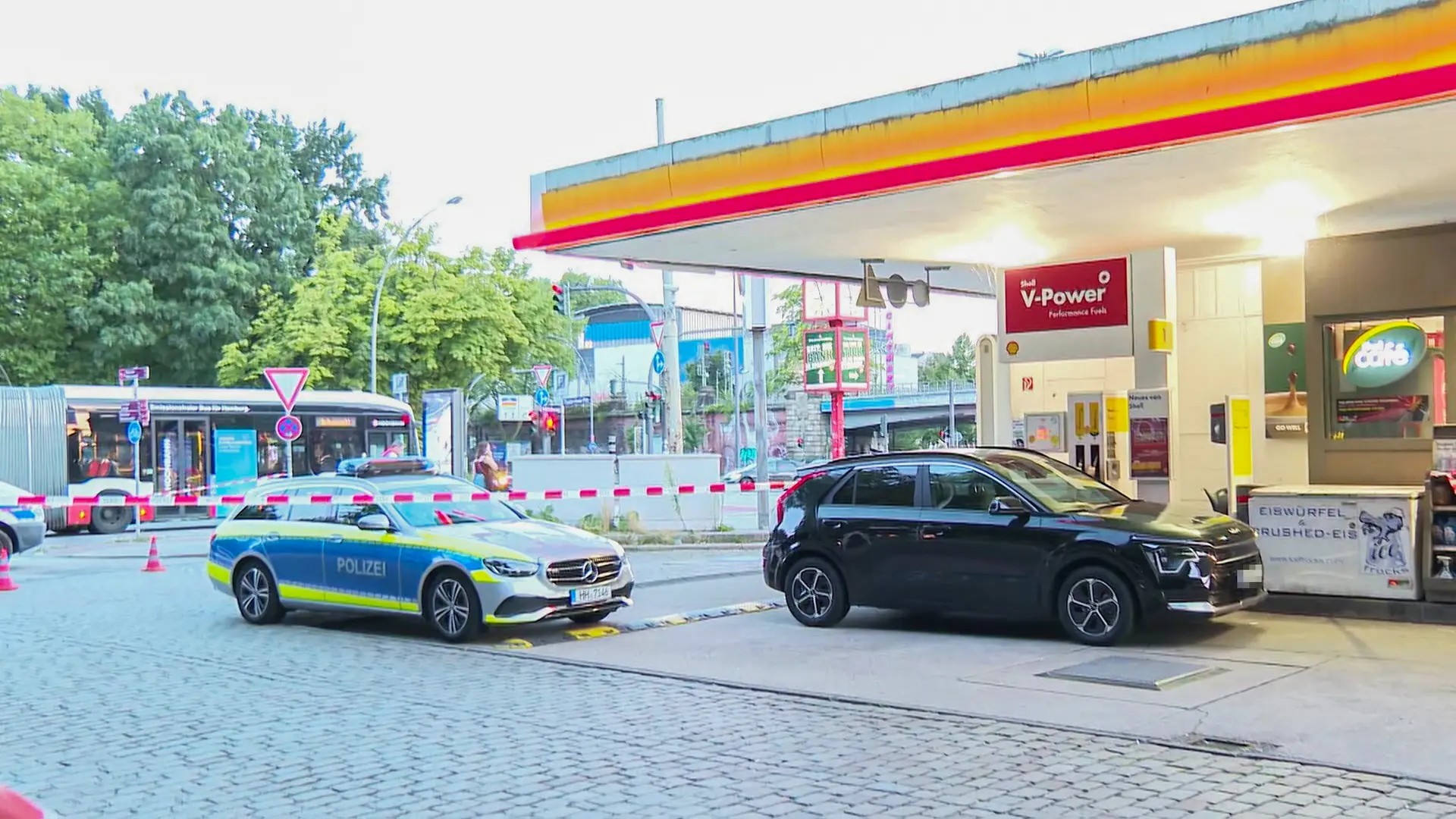 Zivilfahnder der Polizei bestohlen: Festnahme in Hamburg | ndr.de