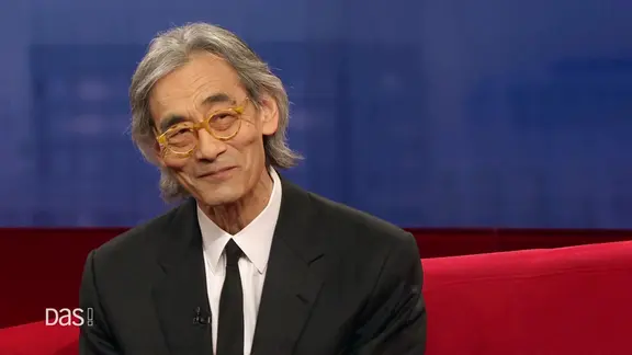 Abschied mit Standing Ovations: Kent Nagano verlässt Hamburg | ndr.de