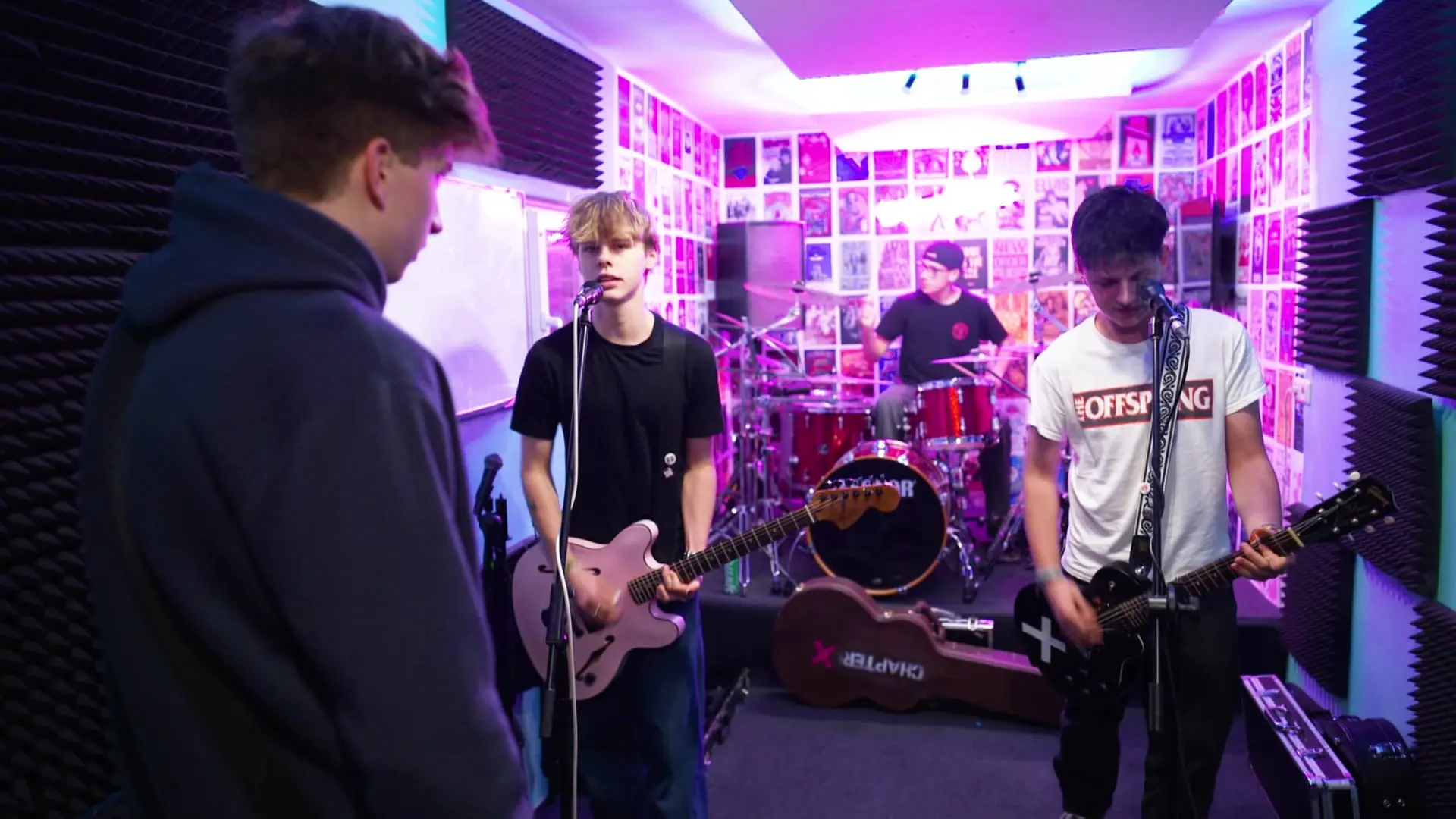 School of Rock: Wo Punk-Bands in Timmendorf entstehen | ndr.de