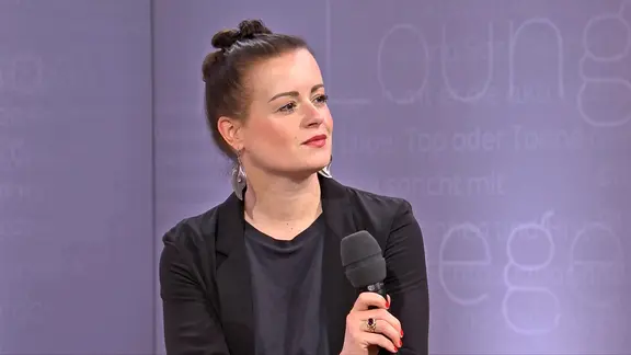 Bokep kamu.com this lady is quite agreeable, and appears