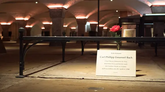 Die Krypta unter dem Hamburger Michel - ein Rundgang | ndr.de