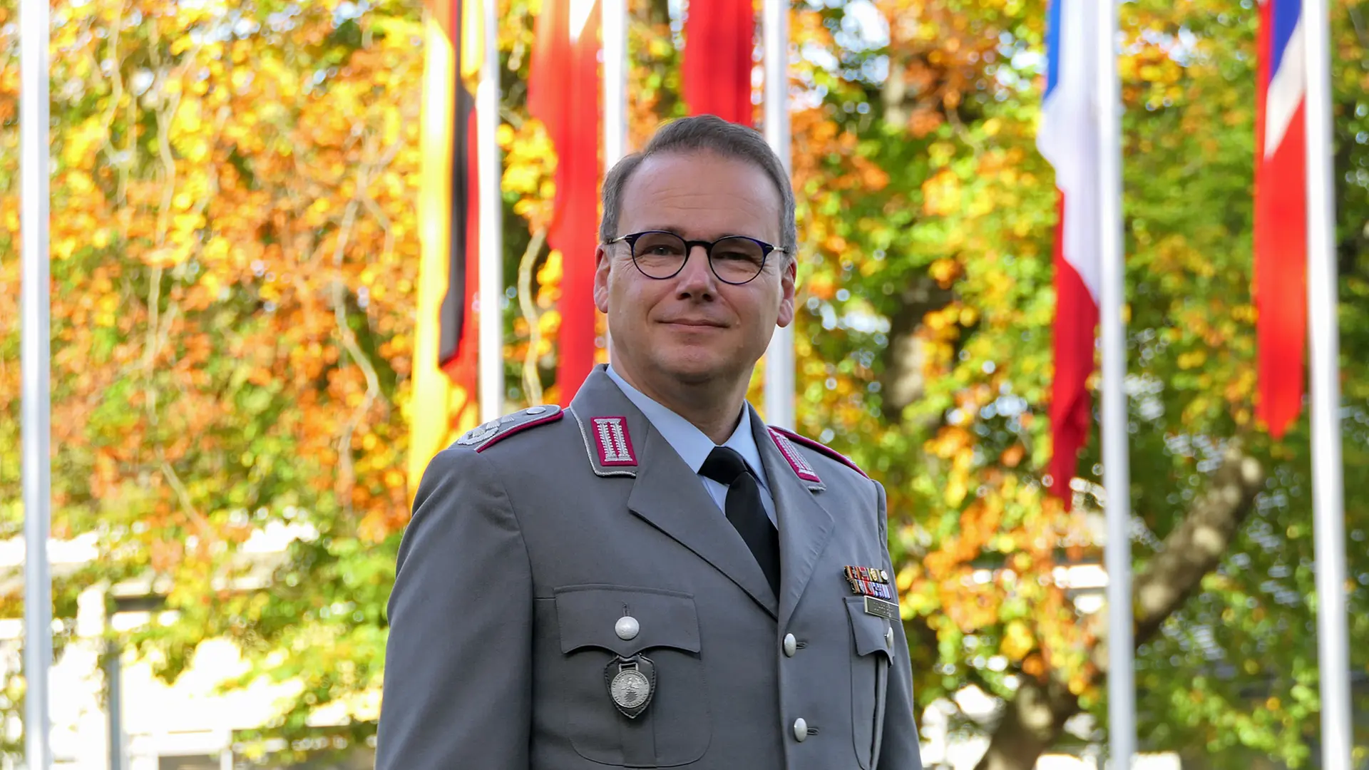Oberst Schreiber: Rückzug der Russen setzt zehn ukrainische Brigaden ...