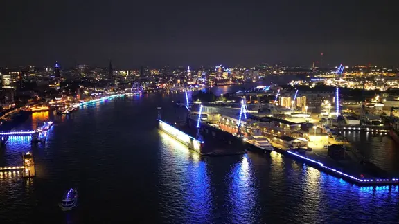 CSD 2025 in Hamburg: Alle Infos zu Demo, Straßenfest und Pride Week ...