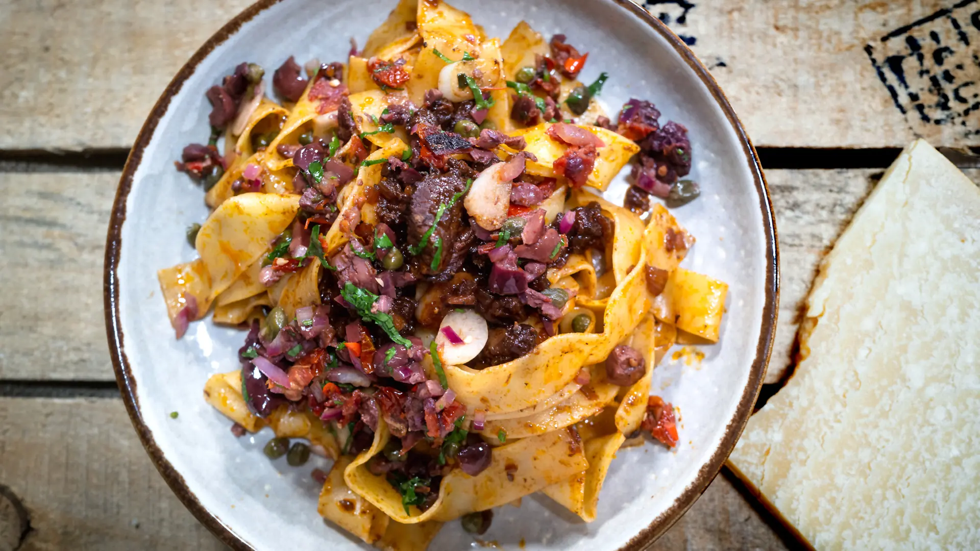 Ragout vom Rind mit Pappardelle | ndr.de