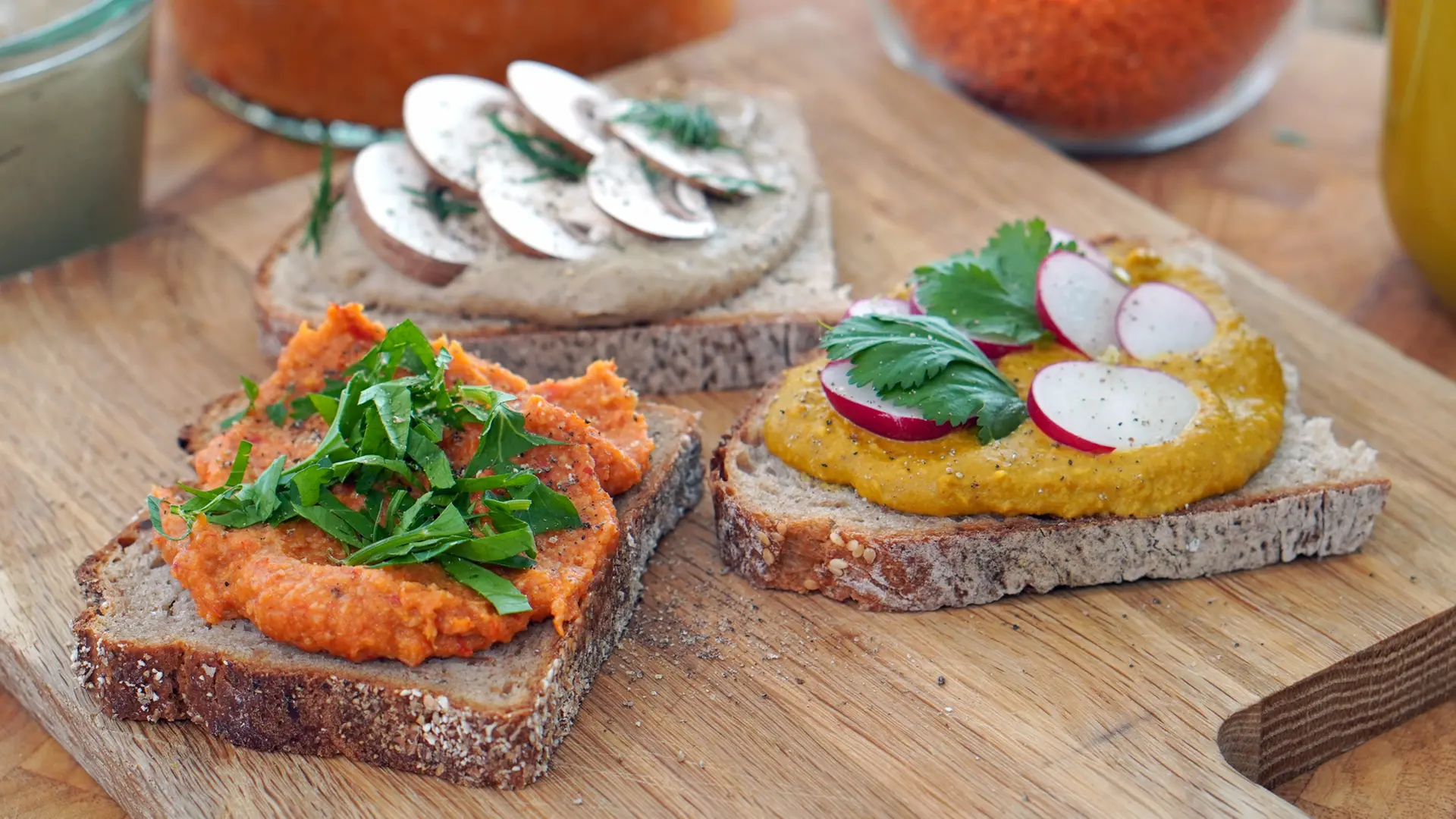 Hummus und Co: Leckere Brotaufstriche einfach selbst machen | ndr.de