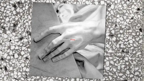 "Rome" von The National: Flirrende E-Gitarren, stoisches Schlagzeug ...