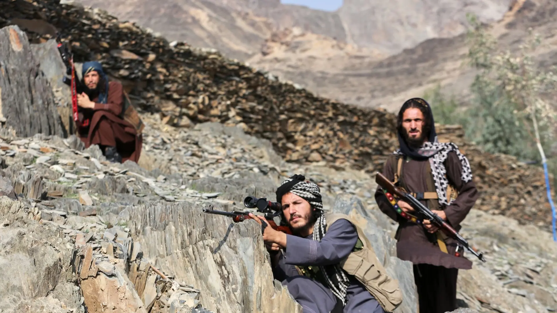 Pakistan erklärt den afghanischen Taliban den Krieg | ndr.de