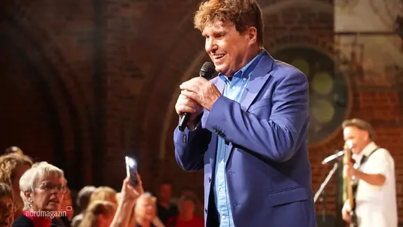 Volker Lechtenbrink: Das Multitalent mit der tiefen Stimme | ndr.de