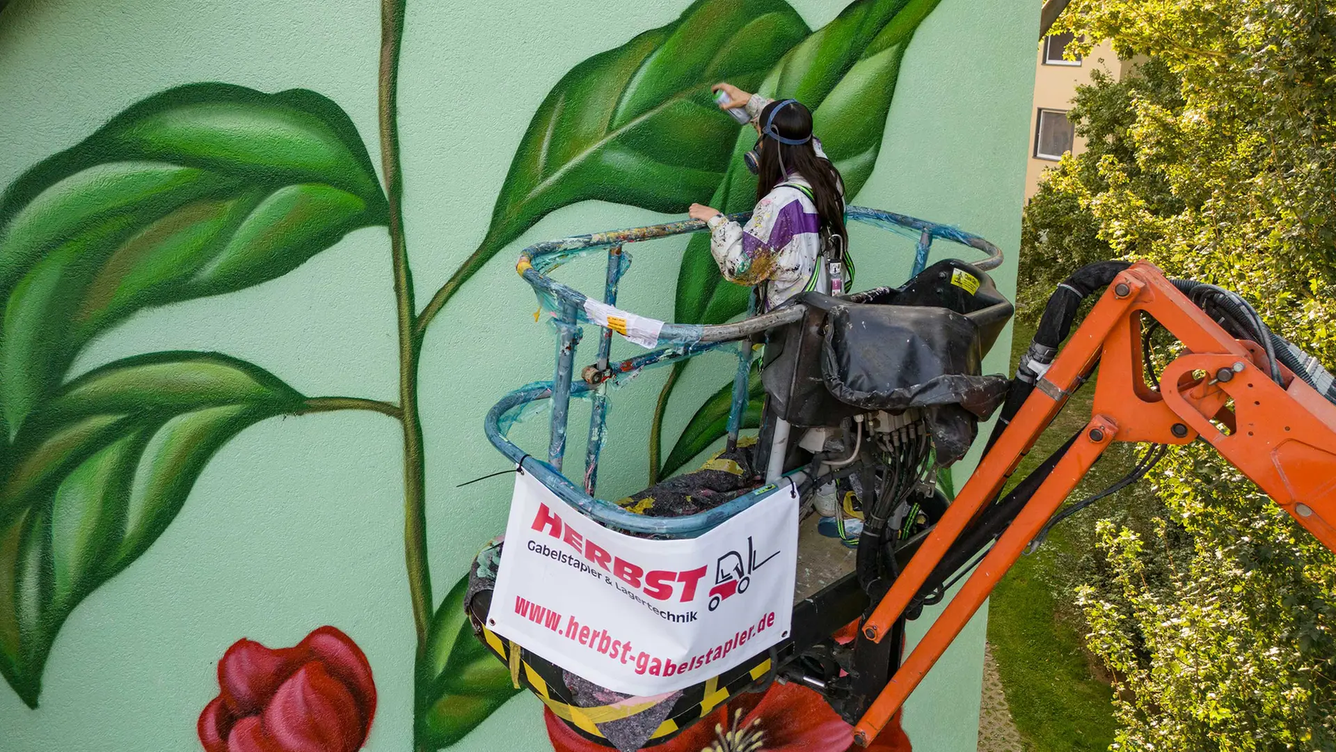 Niky dandel took me inside to the private area told me to