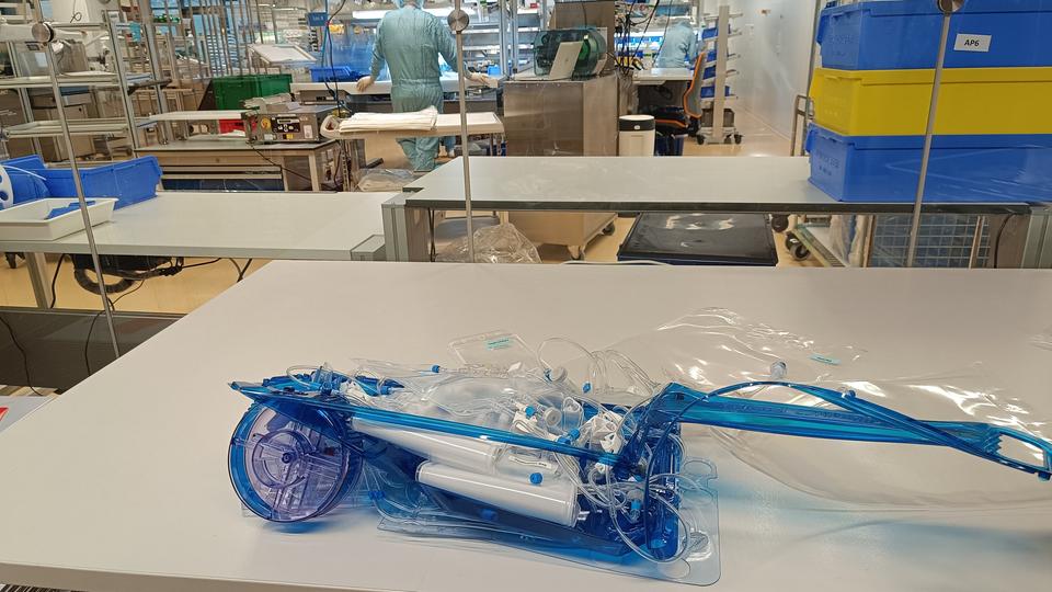 Teterow: Baubeginn für neue Miltenyi-Produktionshalle | tagesschau.de