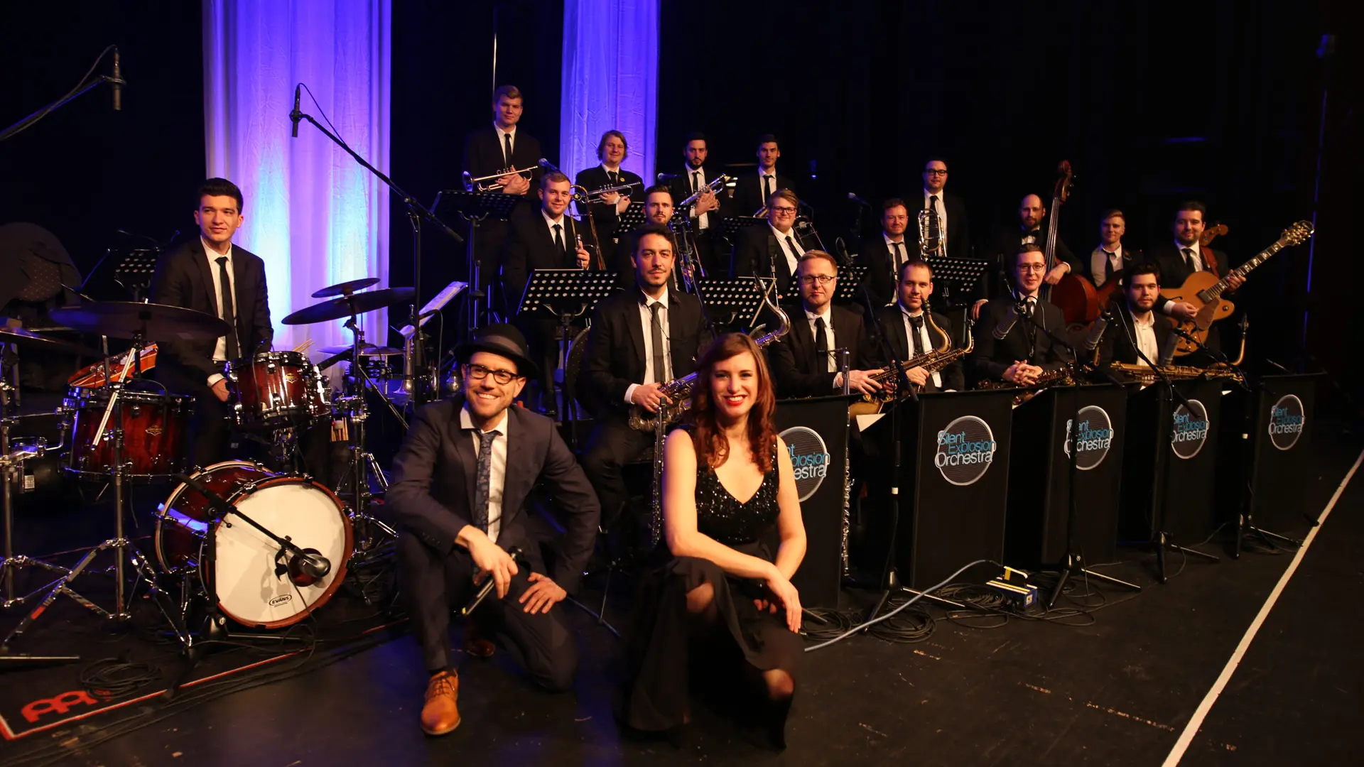 Seerosen im Bigband-Sound. Das Silent Explosion Orchestra spielt Kunst ...