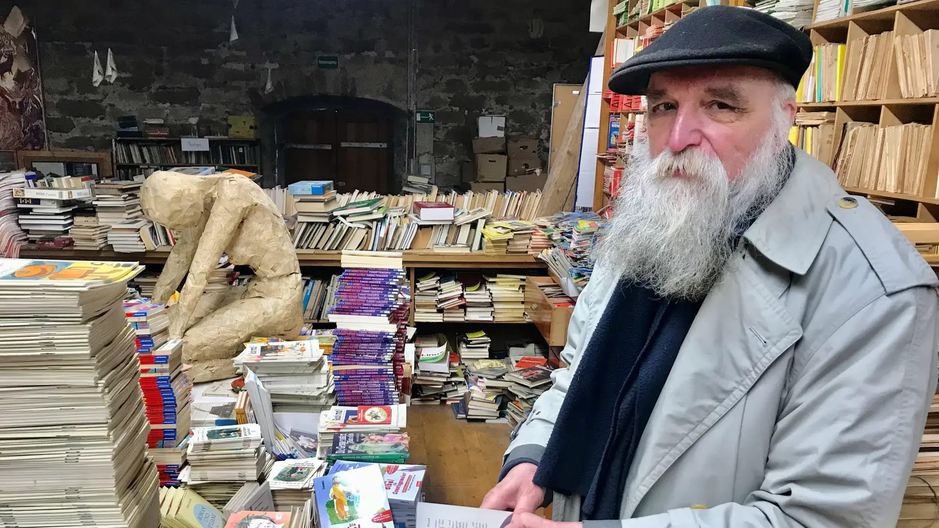 "Bücherpastor" lädt Donald Trump zur Lektüre nach Katlenburg ein | ndr.de