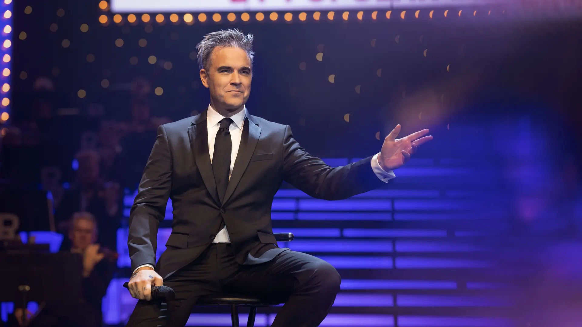 Mit Robbie Williams über den roten Teppich! | ndr.de