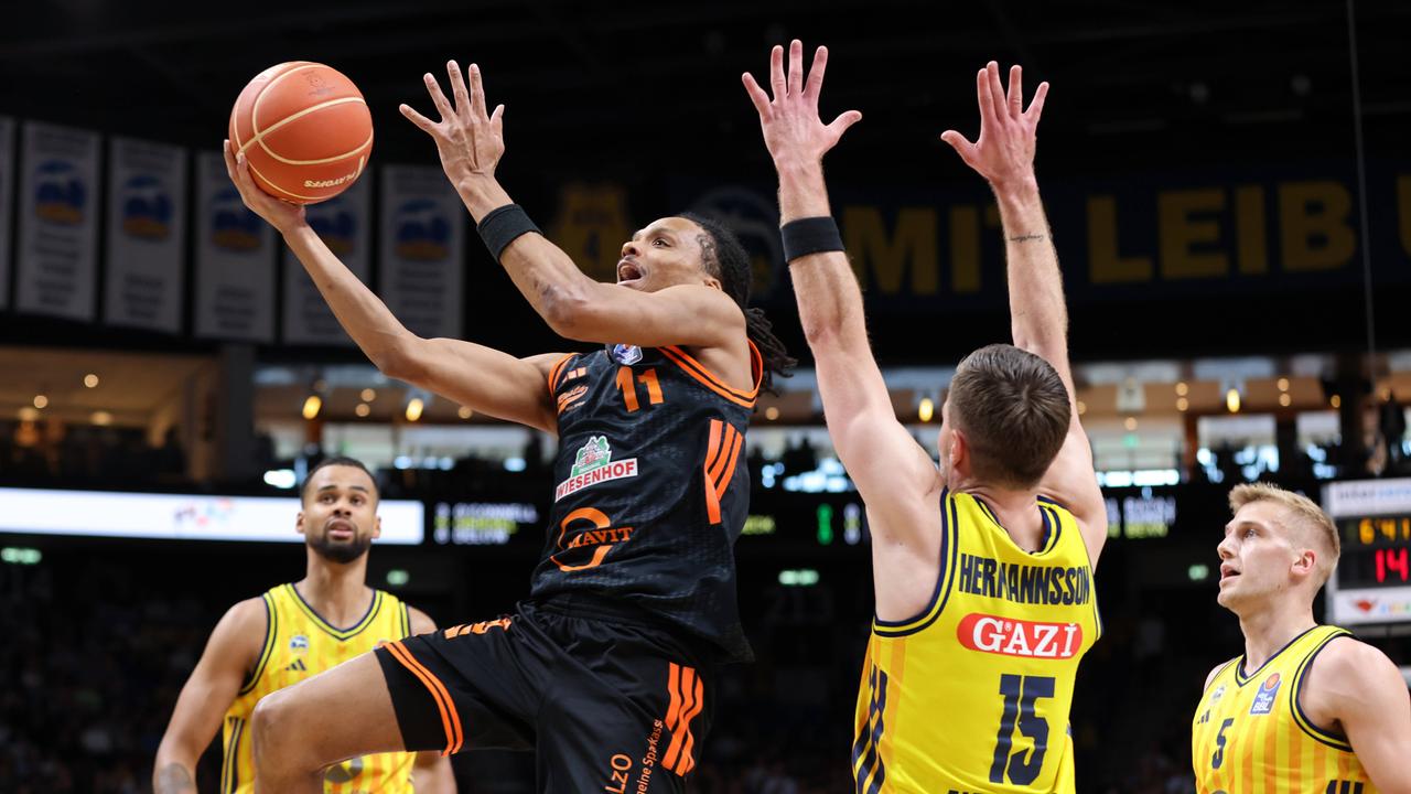 BBL: Pleite bei Alba Berlin: Rasta Vechta verpasst BBL-Halbfinale ...