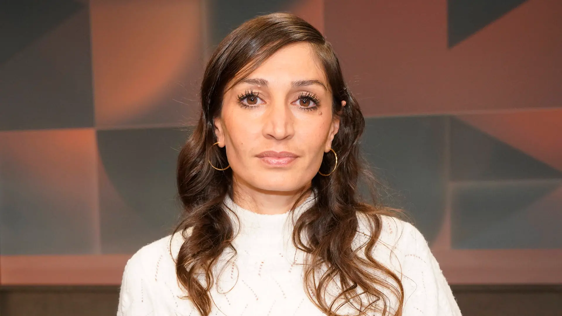 Gilda Sahebi: "Der Iran stellt sich stärker dar, als er ist" | ndr.de