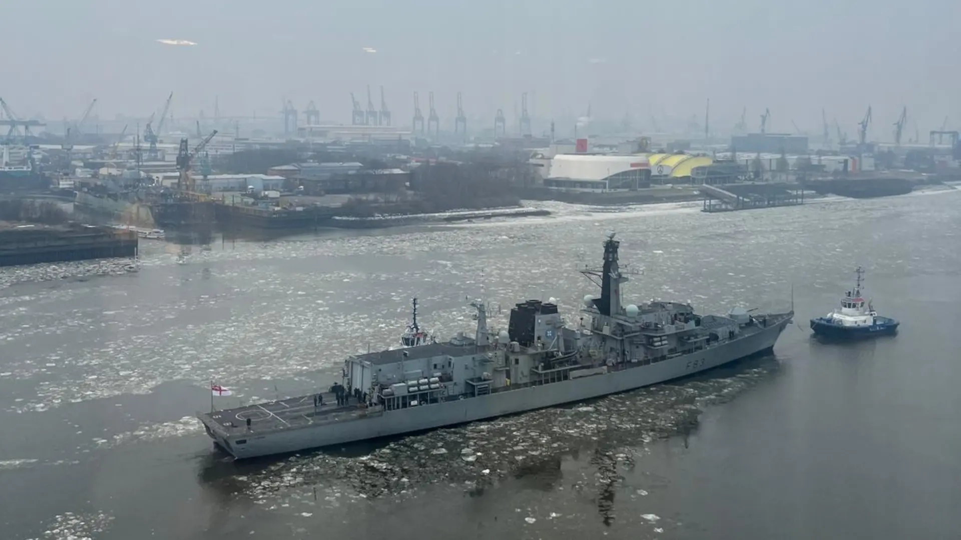 Britisches Kriegsschiff "St Albans" in Hamburg zu sehen | ndr.de