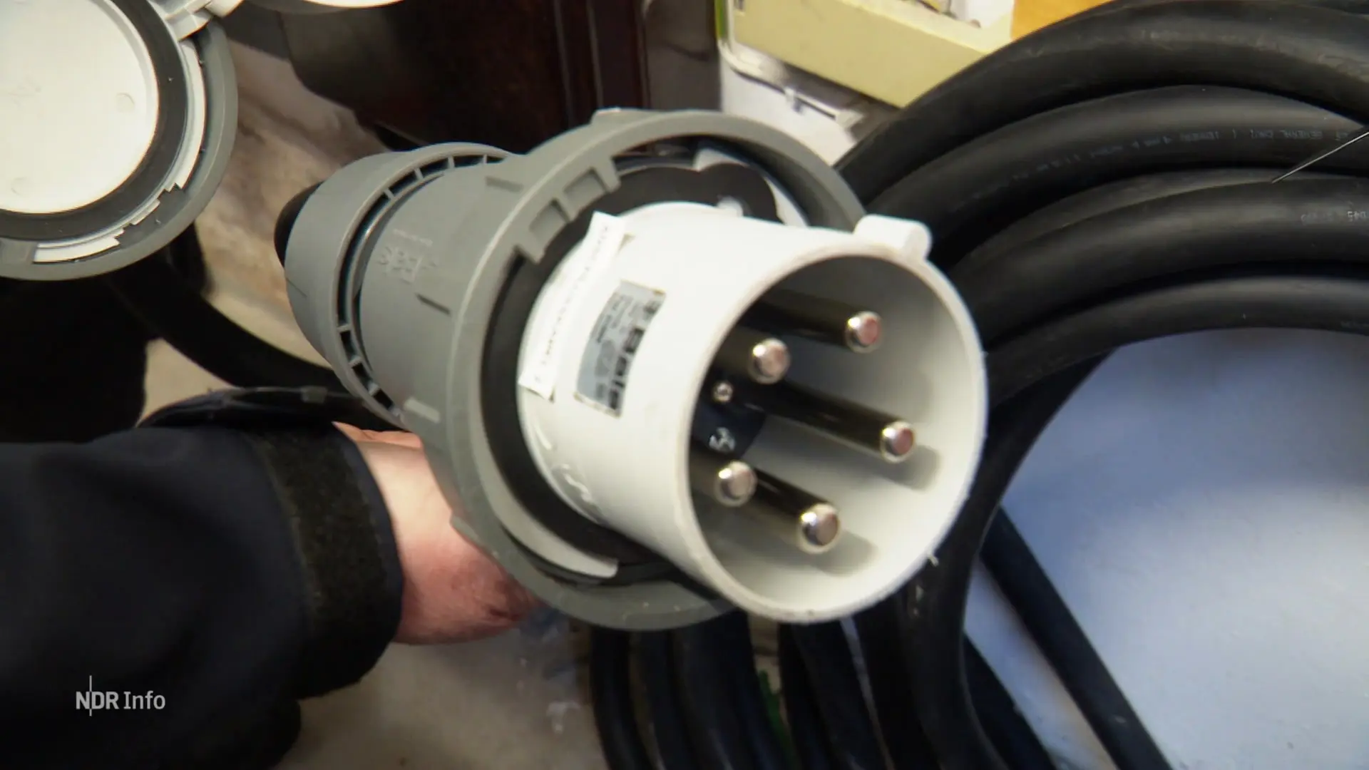 Stromausfall: Wie gut sind kleinere Gemeinden vorbereitet? | ndr.de