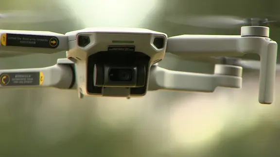 HAW Kiel gründet Kompetenzzentrum für Fragen rund um Drohnen | ndr.de