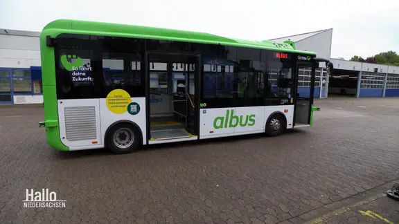 Hannover: Deutschlands erster autonom fahrende Linienbus startet in ...