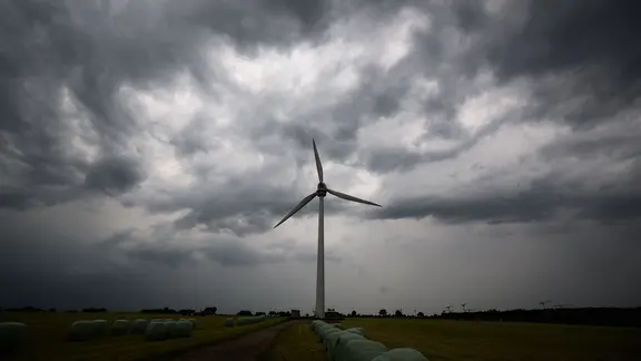 Energiekonzern EWE verzeichnet 2025 weniger Gewinn | ndr.de