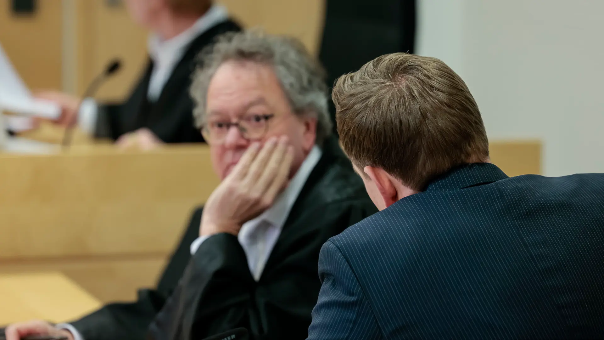 Sexuelle Belästigung von Kollegin: Richter aus Lingen geht in Revision ...