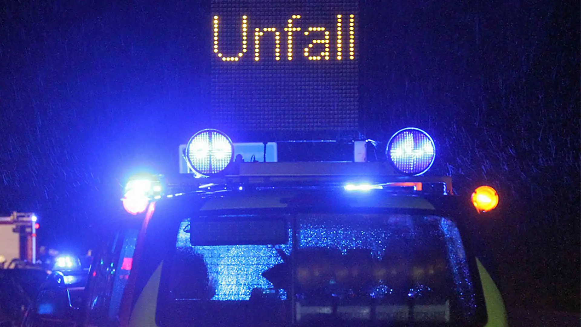 Brahlstorf: Autofahrerin nach Kollision schwer verletzt | ndr.de