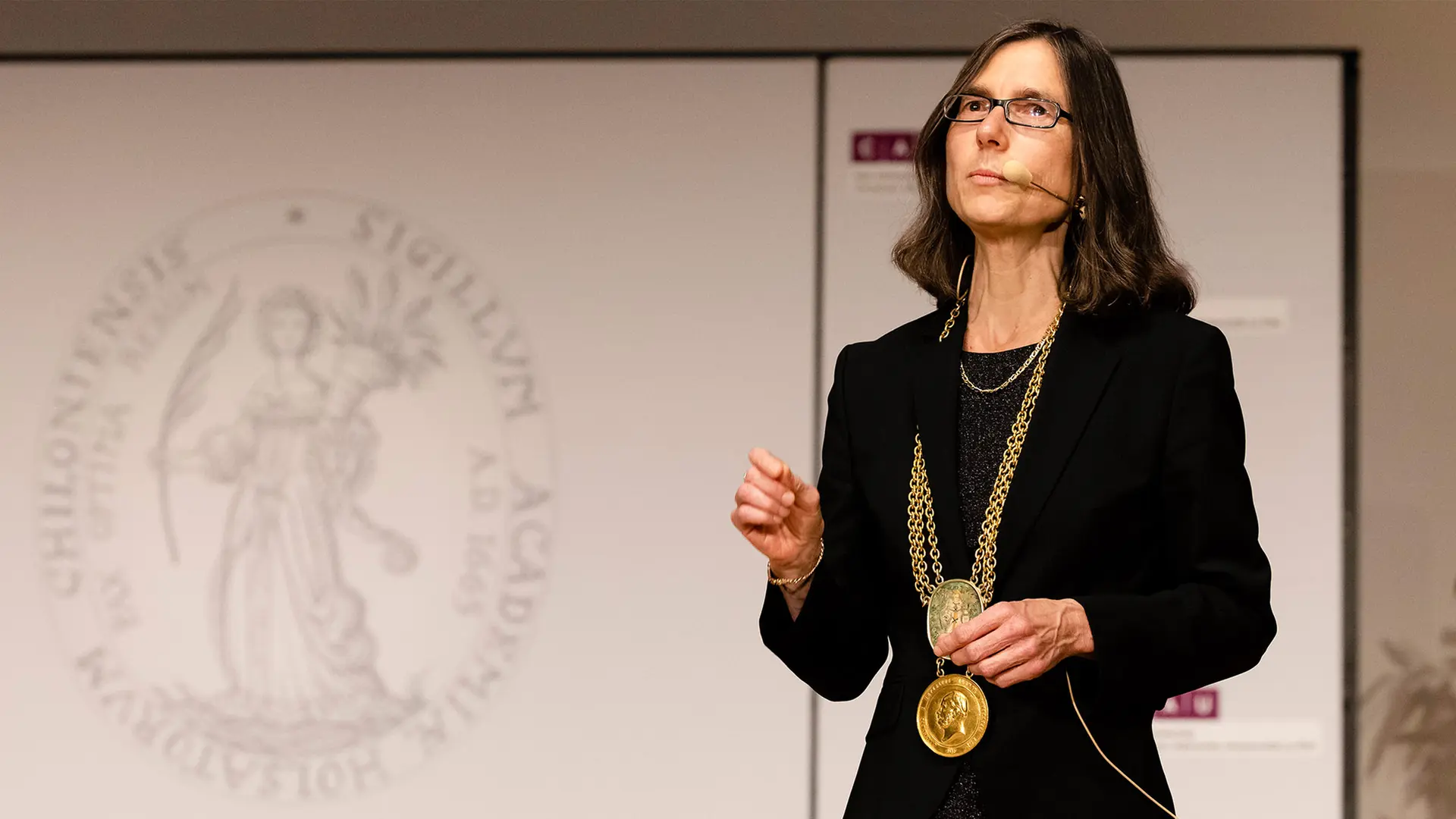 Porn shemale malaysia she has a gorgeous face and even if