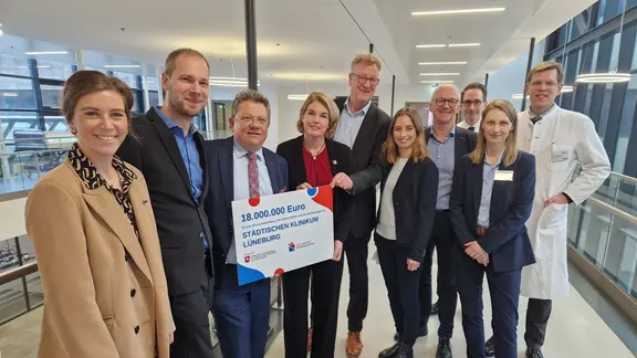 Lüneburg: Weitere Millionen für neues Eltern-Kind-Zentrum | ndr.de