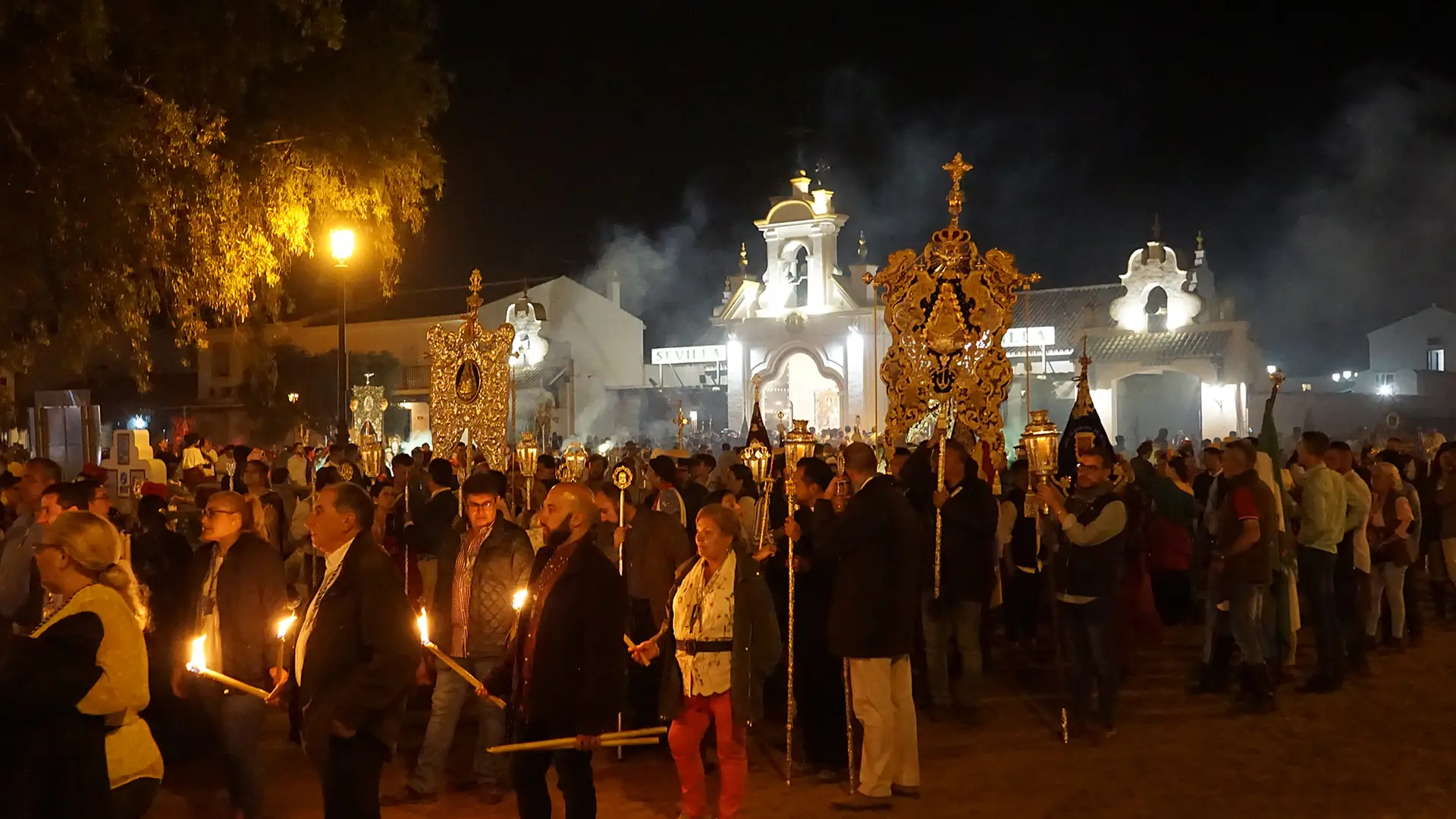 Wallfahrt ins andalusische El Rocío - Wo eine Million Pilger feiern ...