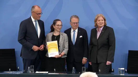 Rentenreform: Kritik an Aus für Minijobs und "Rente mit 63" | ndr.de