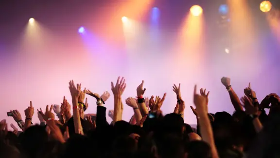 Feuerwerk der Turnkunst: VIVA Tournee 2026 | ndr.de