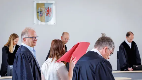 Fall Fabian: Blut- und Faserspuren im Auto der Angeklagten | ndr.de