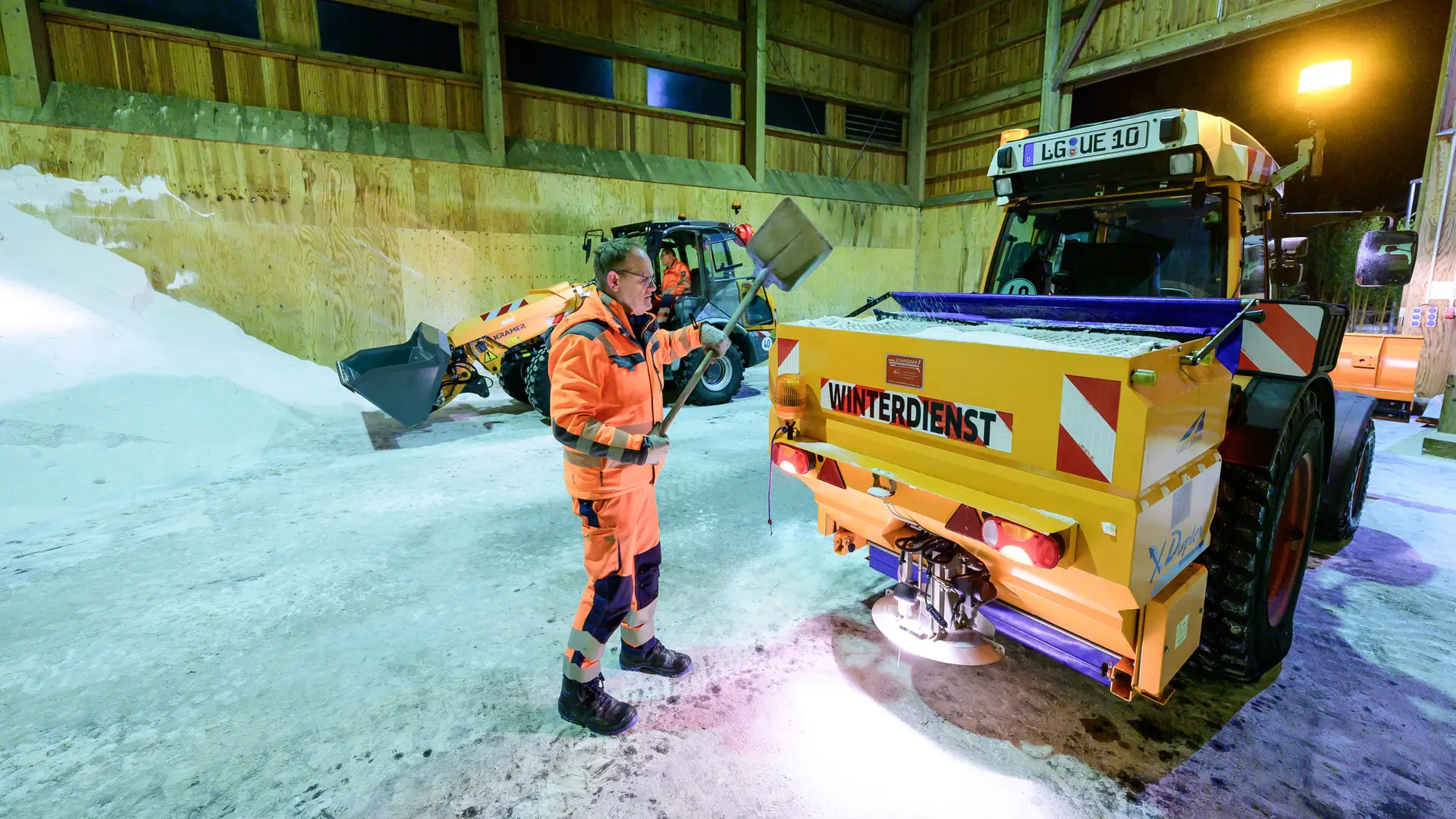 Winterwetter sorgt für Engpässe beim Streusalz in Niedersachsen | ndr.de