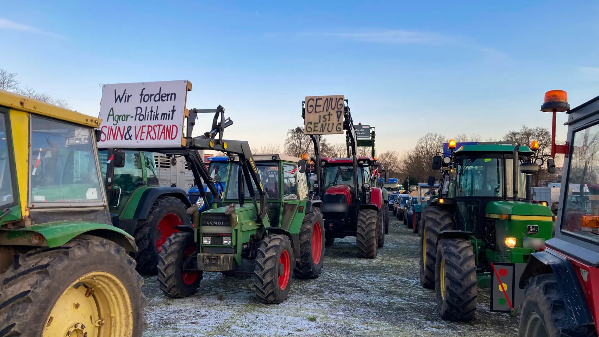 Studie der Uni Göttingen: Gründe für Bauernproteste länderabhängig | ndr.de