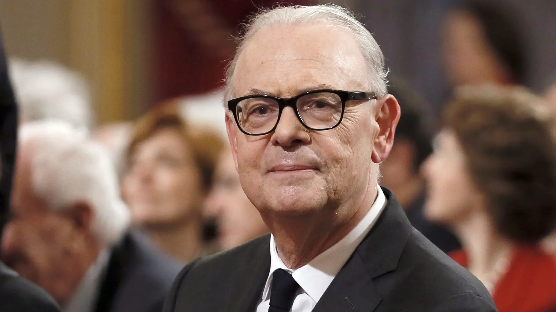 Am Morgen vorgelesen: "Im Café der verlorenen Jugend" von Patrick Modiano | ndr.de