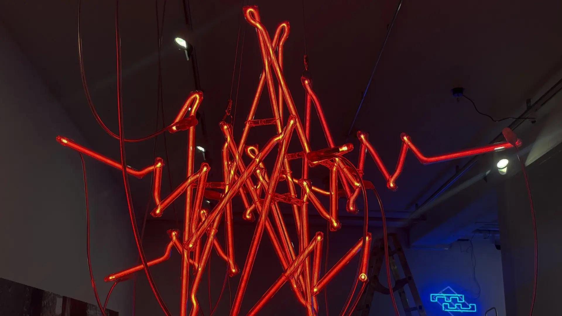 Kunstmuseum Celle feiert 25. Jubiläum mit Lichtkunst-Ausstellung | ndr.de