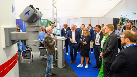 Husum Wind: Messe in stürmischen Zeiten | ndr.de