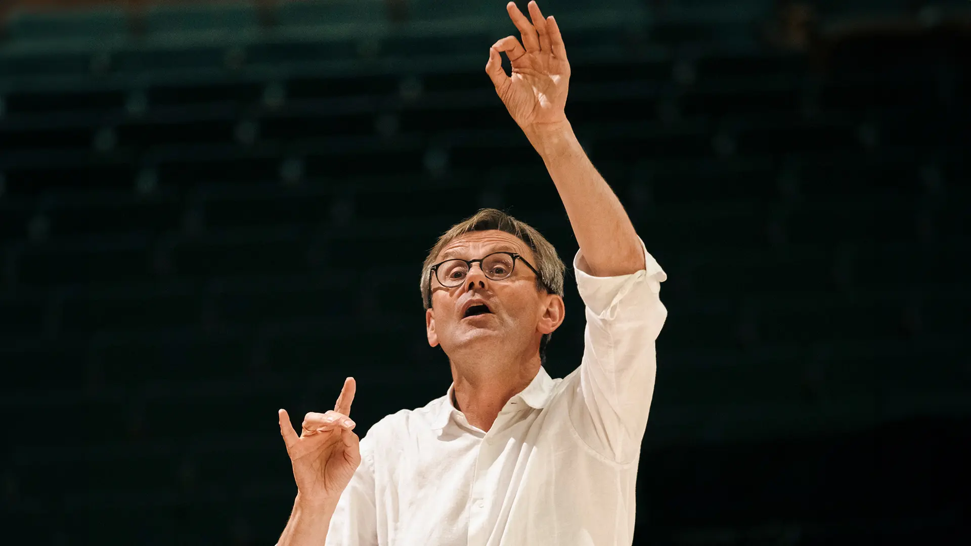 Simon Halsey - Ein Leben für die Chormusik | ndr.de