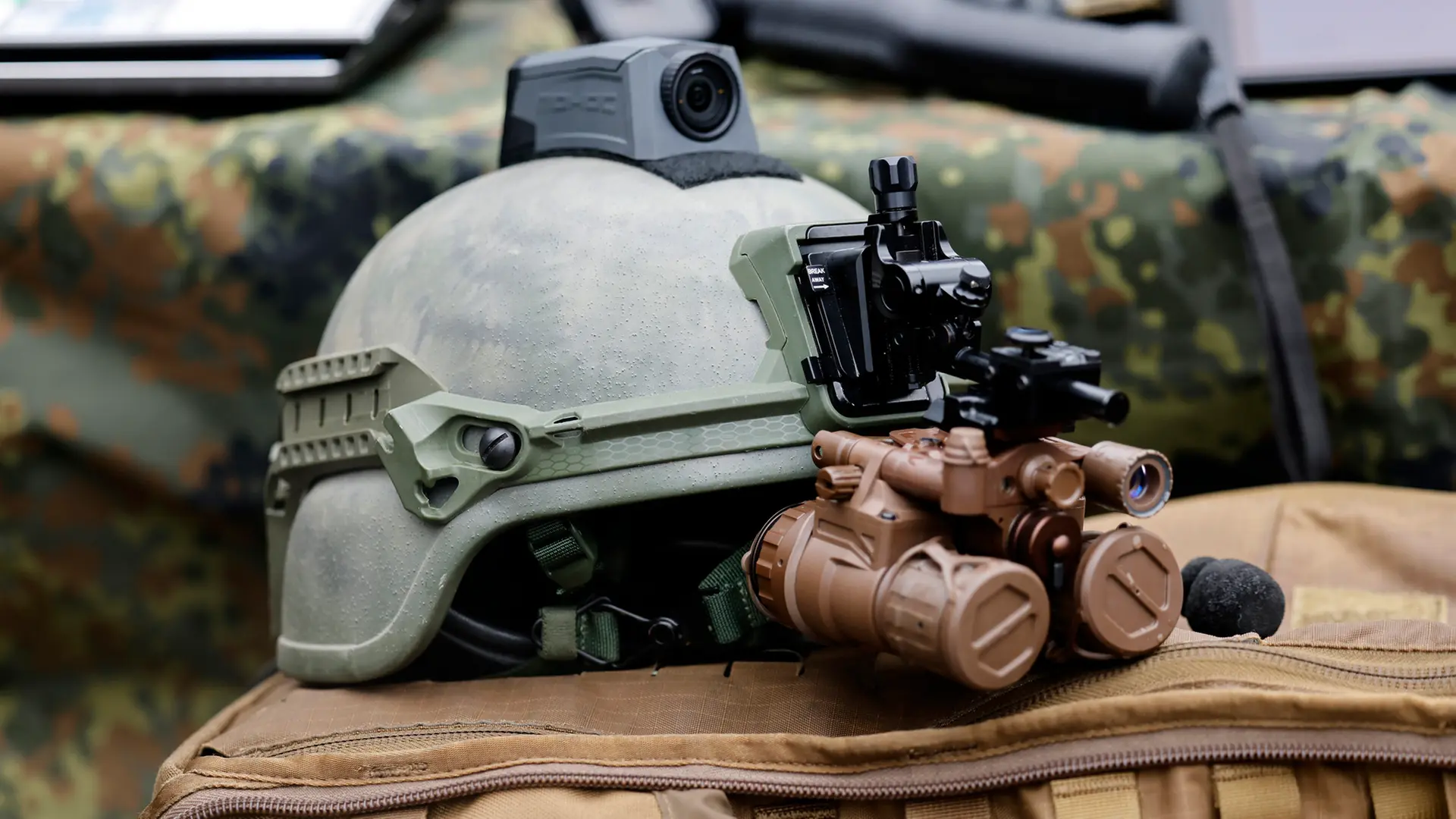 Choti golpo mom and son extremely adorable in real life and