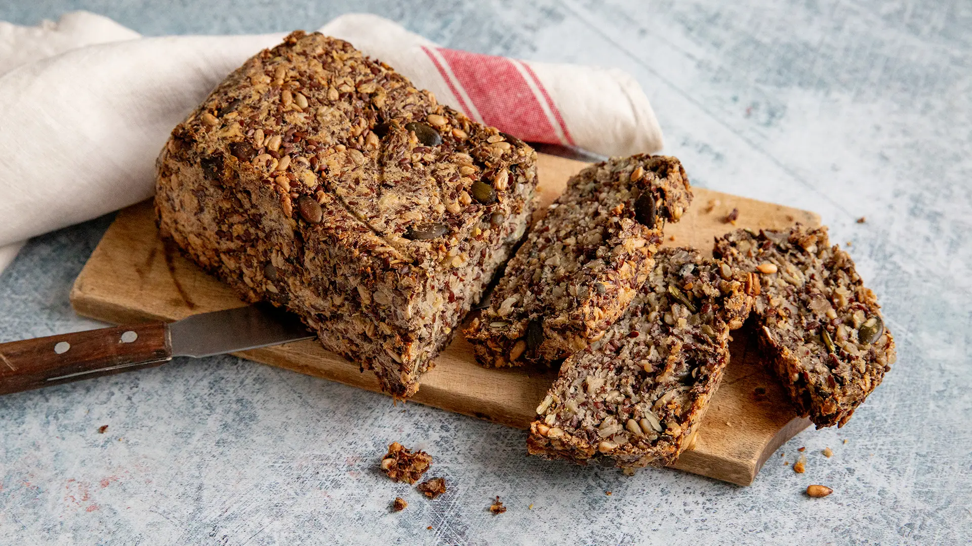 Hafer- und Ölsaaten-Brot | ndr.de