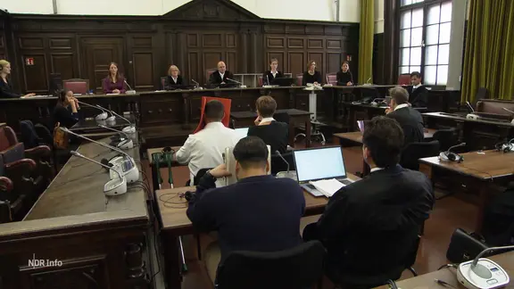 Xxxx bokep bocil she was dress a tiny black pleather skirt